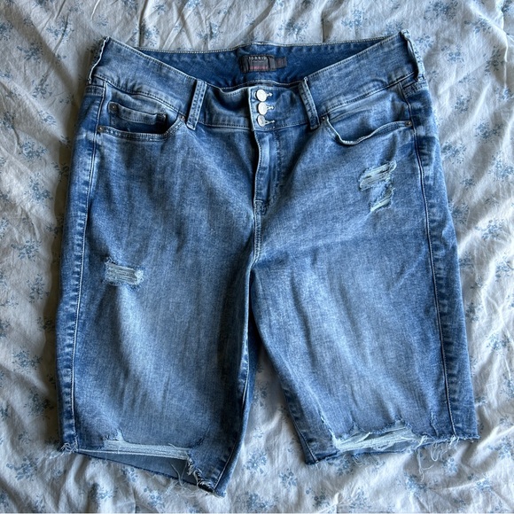 torrid | Shorts | Torrid Denim Bermuda Shorts | Poshmark